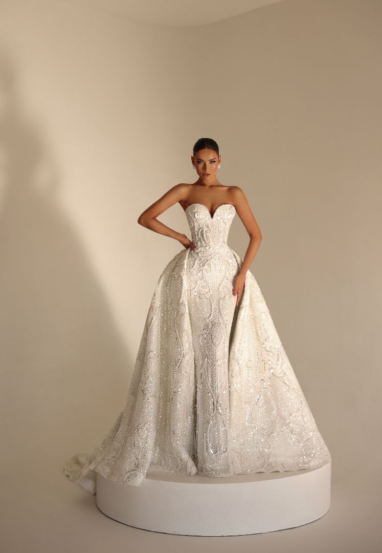 FASHION DESIGNER – FJOLLA HAXHISMAJLI OFFICIAL